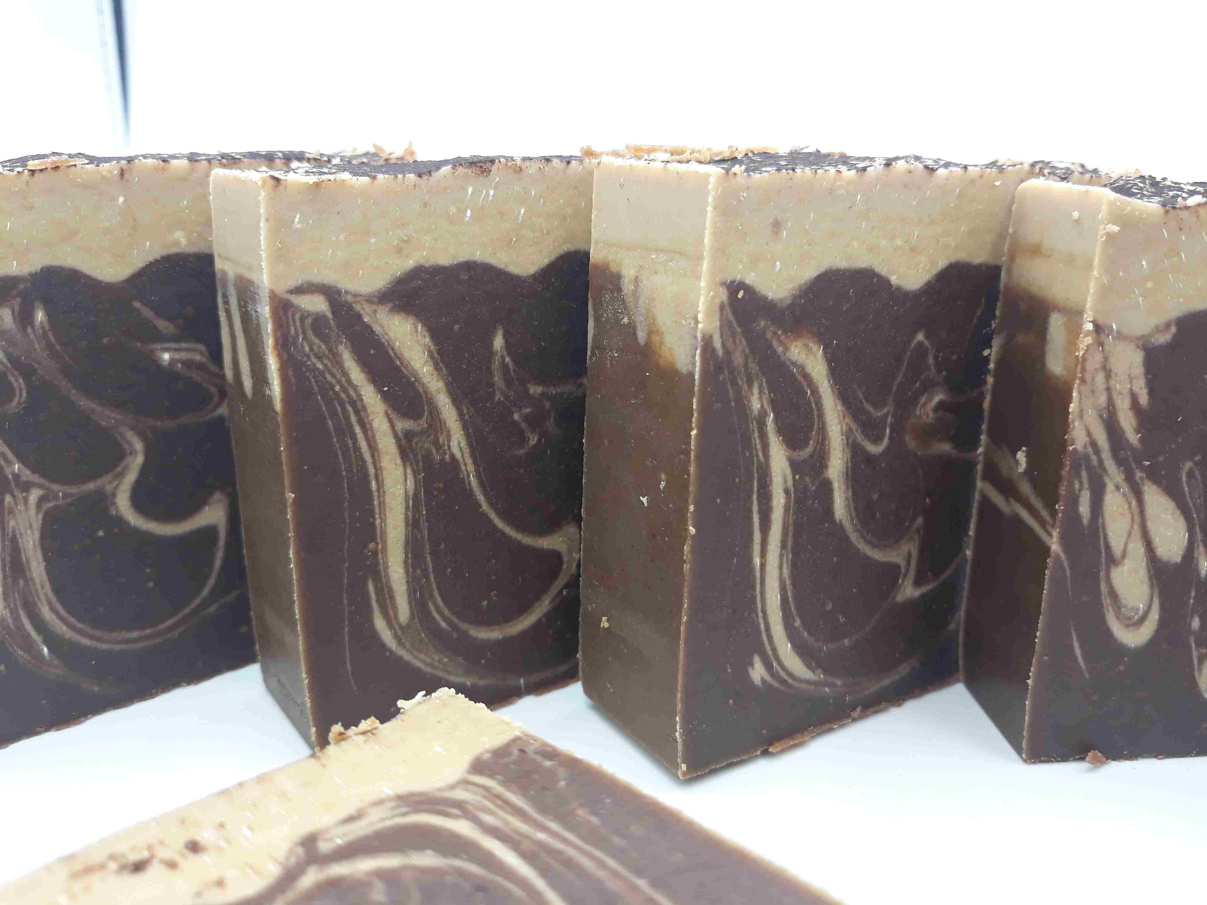 prodaja meda s raznim dodatcima